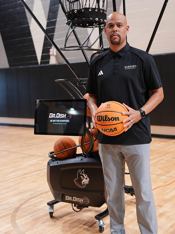 Program Showcase | Dr. Dish Basketball